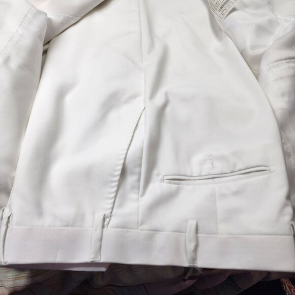 Ferrecci | Suits & Blazers | New Ferrecci Mens 4r Cadet White 5button ...